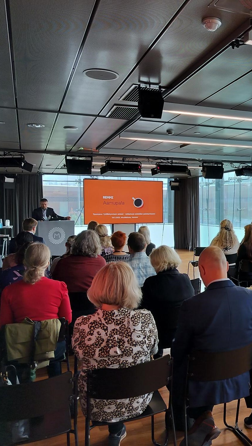 Remmi Aamupala -tilaisuuden antia - Remmi : Remmi